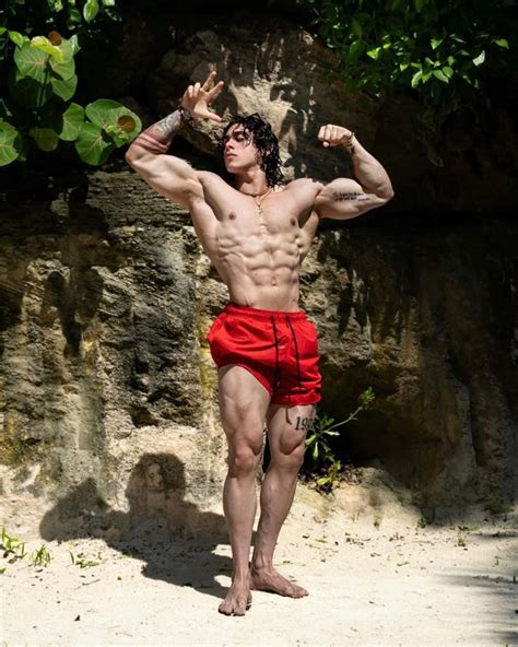 Carlos Belcast
