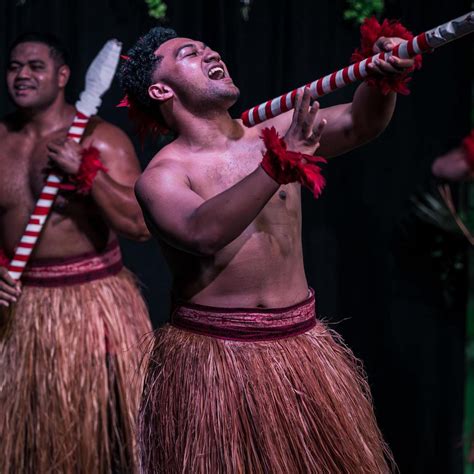 Toa Luau At Waimea Valley Best Hawaiian Luaus In Oahu