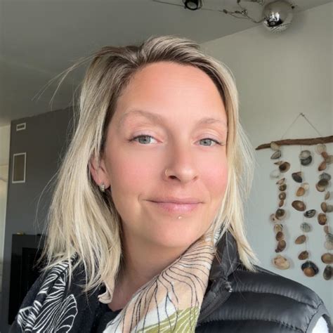 Sur Mesure By Johanna Montréjeau