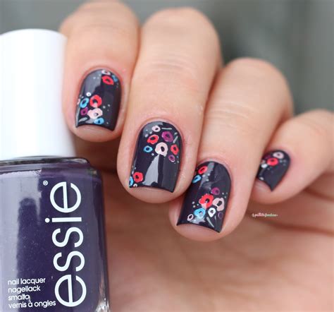 15 Diseños de nail art que son perfectos para uñas cortas Moda y Estilo