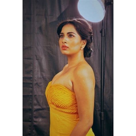 Shrusti Dange Aka Shrustii Dange Photos Stills And Images