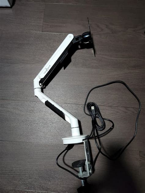 Vesa Monitor Arm From Takeaseat Computers Tech Parts Accessories Monitor Screens On Carousell