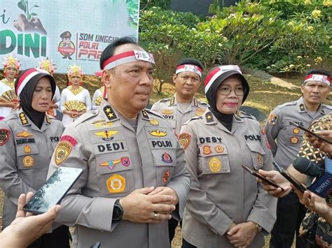 Polri Hijaukan Indonesia Raih Rekor Muri Usai Tanam 21 Juta Pohon