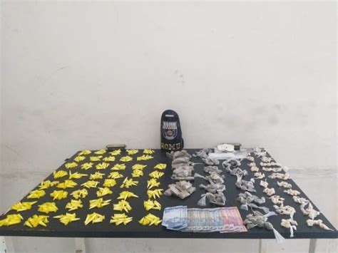 Homem é Detido Com Mais De 800 Porções De Drogas Em Sorocaba
