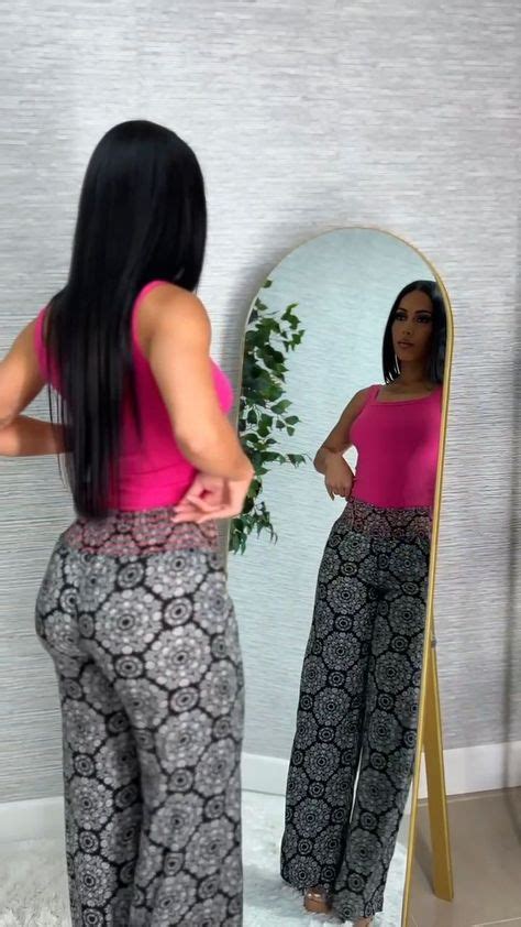 Видео Fun And Colorful Jeans Comment Emojis Of Your Favorite Color