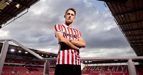 Stoke City Boss Gives Verdict On Wouter Burger As New Signing Makes