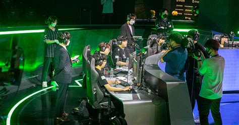 포토 Lck 밴픽 진행 중인 프레딧 브리온