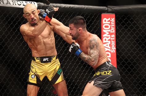 Pedro Munhoz Vs Dominick Cruz Pick 12112021 Predictions Ufc 269 Odds