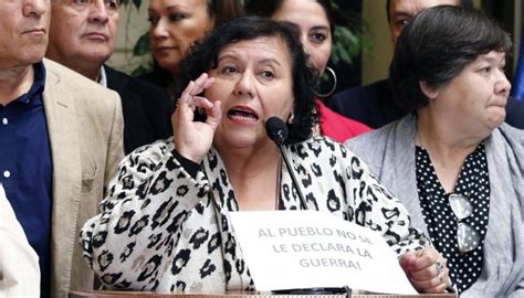 Un Tuit No Mata No Tortura Ni Enceguece Diputada Pizarro Dice Que Carabineros Se Merece Mil