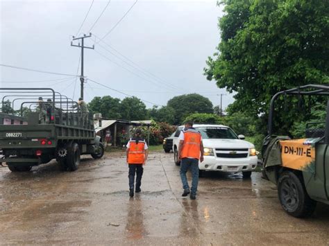 Alertan Ante Posible Desbordamiento De Río Acalpican En Lázaro Cárdenas