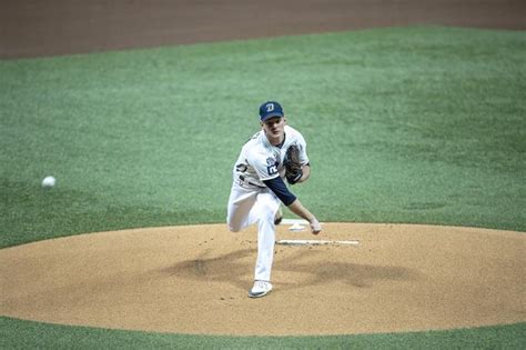 한국시리즈6차전역투하는 Nc 선발 루친스키