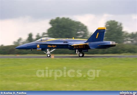 Airpics Net 161967 Boeing McDonnell Douglas F A 18A Hornet United