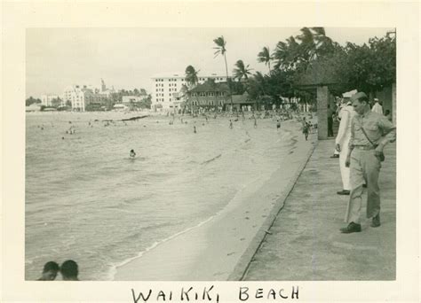 1940s Wwii Gis Hawaii Waikiki Beach Photo Kuhio Beach Looking Down To