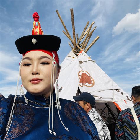 Gundsamba 🌍 Даян дэлхийн энх тайваны төлөө мөр зэрэгцэн үүрэг гүйцэтгэж байсан болон үе үеийн