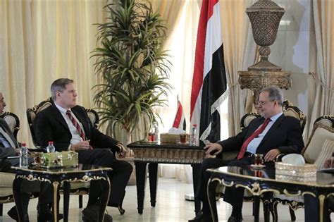 وزير الخارجية يلتقي سفير الولايات المتحدة لدى بلادنا