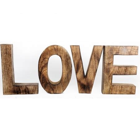 Lettres décoratives Love en bois 53x20cm Achat sur Plante Ta Déco
