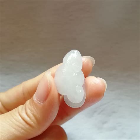 正品天然玉石独山玉南阳玉翡翠独玉精雕如意挂件平安玉佩吊坠特价虎窝淘