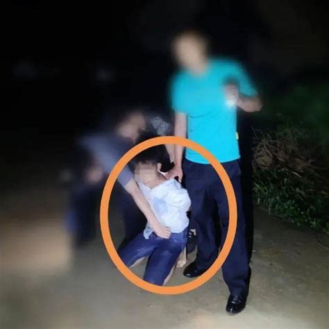 博白水鸣龙利粉店两人因打牌发生口角冲突，大打出手，结果黎某公安局檀圩镇