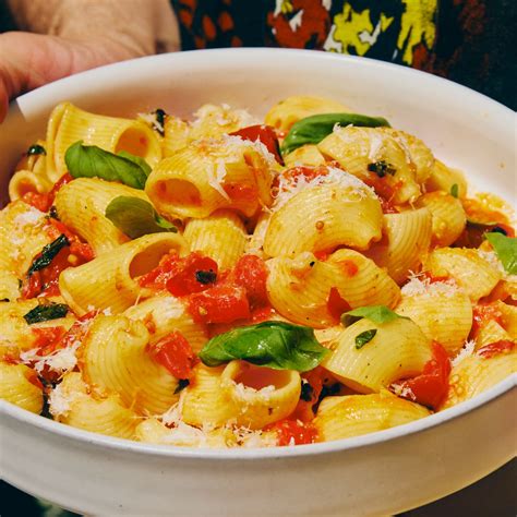 Burst Cherry Tomato Pasta Recipe Epicurious