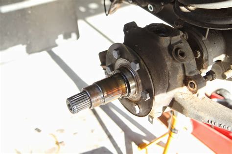 Defender 90 Xs Front Hub Seal Replacement
