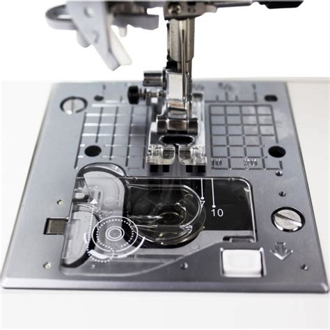 Швейна машина Juki QM-700 QUILT MAJESTIC - купити швейну машину Juki QM ...