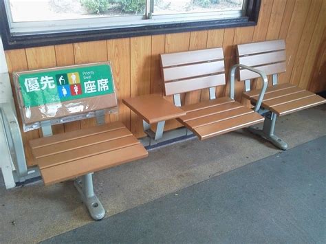 雑記優先座席 バスと献血のたび