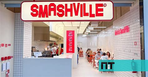 No Novo Smashville Há Uma Máquina Que Permite Provar 100 Combinações E