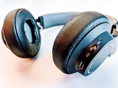 Seri Headphone Headset Bluetooth Terbaik