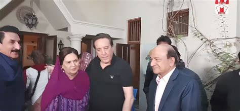 Javed Sheikh Celebrates 50 Years In Industry With Friends Reviewitpk