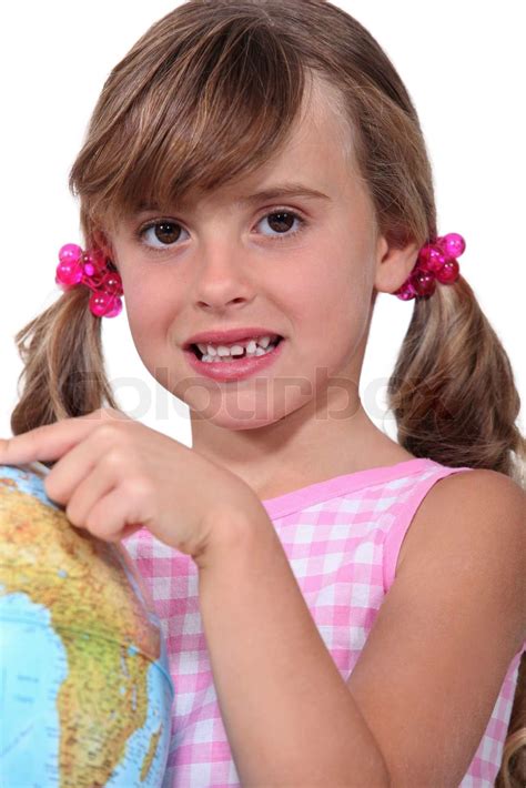 Junge Schulmädchen Auf Ein Ziel Auf Dem Globus Stock Bild Colourbox