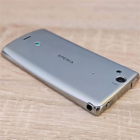 اکس‌پریا آرک اس؛ آخرین پرچم‌دار سونی اریکسون عکس