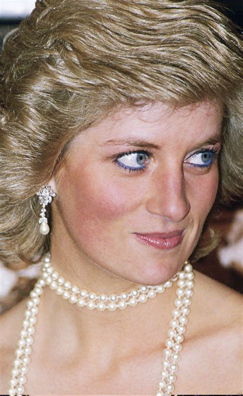 A Tribute To Princess Diana And Her Blue Eyeliner Obsession Vogue