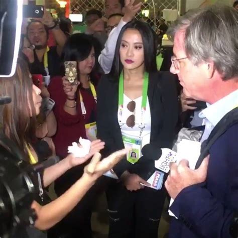 Pro Duterte Blogger Sass Rogando Sassot Confronted Bbc Watch Pro