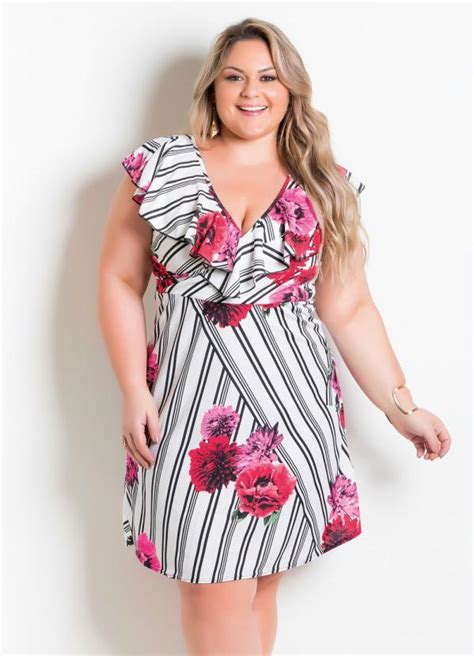 Vestido Transpassado Com Babado Plus Size Floral Marguerite