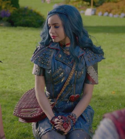 Pin By Lola🧜🏽‍♀️ On Evie Grimhilde Evie Descendants Disney
