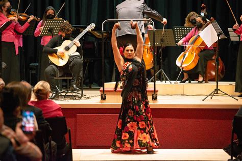 Con Apariciones Especiales La Orchestra Ladies Ensemble Rinde Homenaje