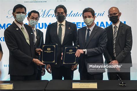 Khairy Jamaluddin Saksi Mou Kementerian Kesihatan Malaysia Dan Ihh