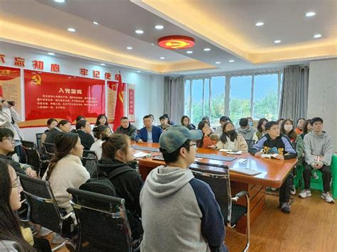 我院组织师生收看“2022年四川省科学道德和学风建设宣讲教育报告会” 财经管理学院
