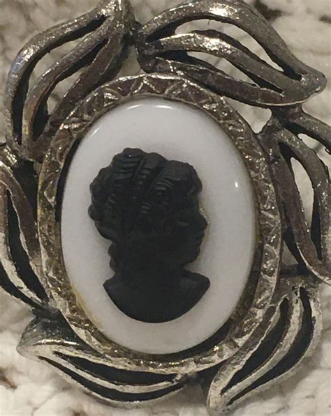 Vintage Black Silhouette Brooch Lady With Matching S Gem