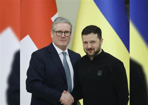 Зеленски и Стармър говориха по телефона за службите за борба с корупцията Lupa Bg