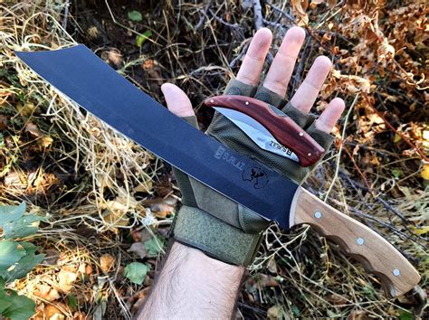 Un Guide Complet De La Machette Tactique Et De Ses Utilisations