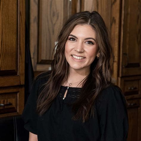 Meet Hannah Peacock Canvasrebel Magazine