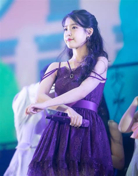 아이유 커스텀 마이크 모음집 여자 연예인 에펨코리아