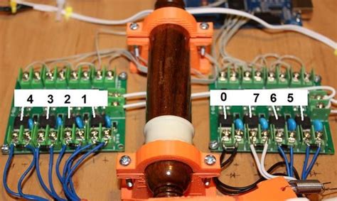 Ardu Mcduino An Arduino Based Robot That Uses 3d Printed Fingers To