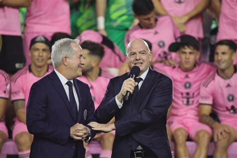 FIFA bị chỉ trích vì thiên vị Inter Miami của Messi Tuổi Trẻ Online