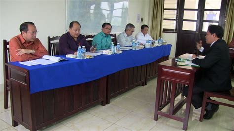 ນັກສຶກສາ ສະຖາບັນການເມືອງ ແລະ ການປົກຄອງແຫ່ງຊາດ