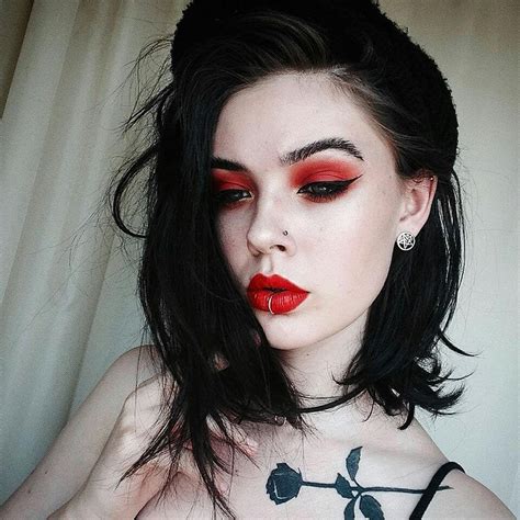 Gothic Red Makeup