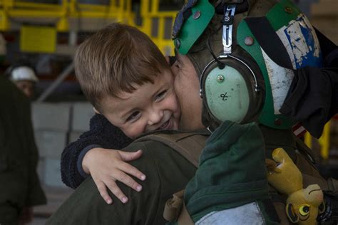 Coping With Deployment Separation During The Holidays Usamm