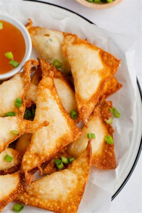 What To Serve With Spinach Dip 10 Sides Insanely Good