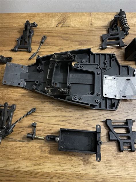 Vintage Kyosho Rc Sandmaster Nitro Buggy Chassis Rolling Parts Project